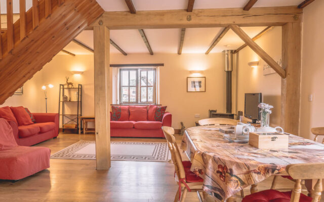 The Barn - Upper Kingston Farm Cottages